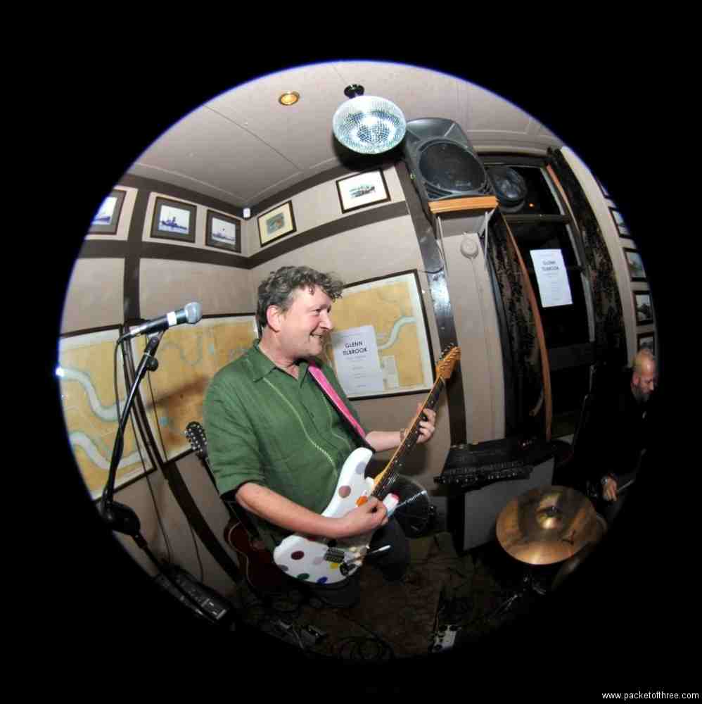 3/5ths of Squeeze – 15 February 2011 – live at the Anchor and Hope ...